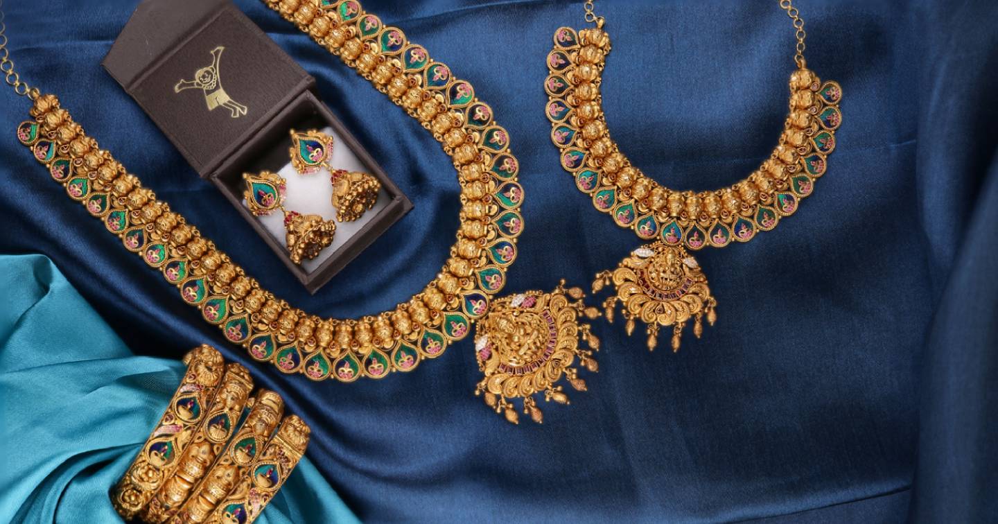 Golden Vows: Essential Gold Jewellery Designs for Brides-to-Be