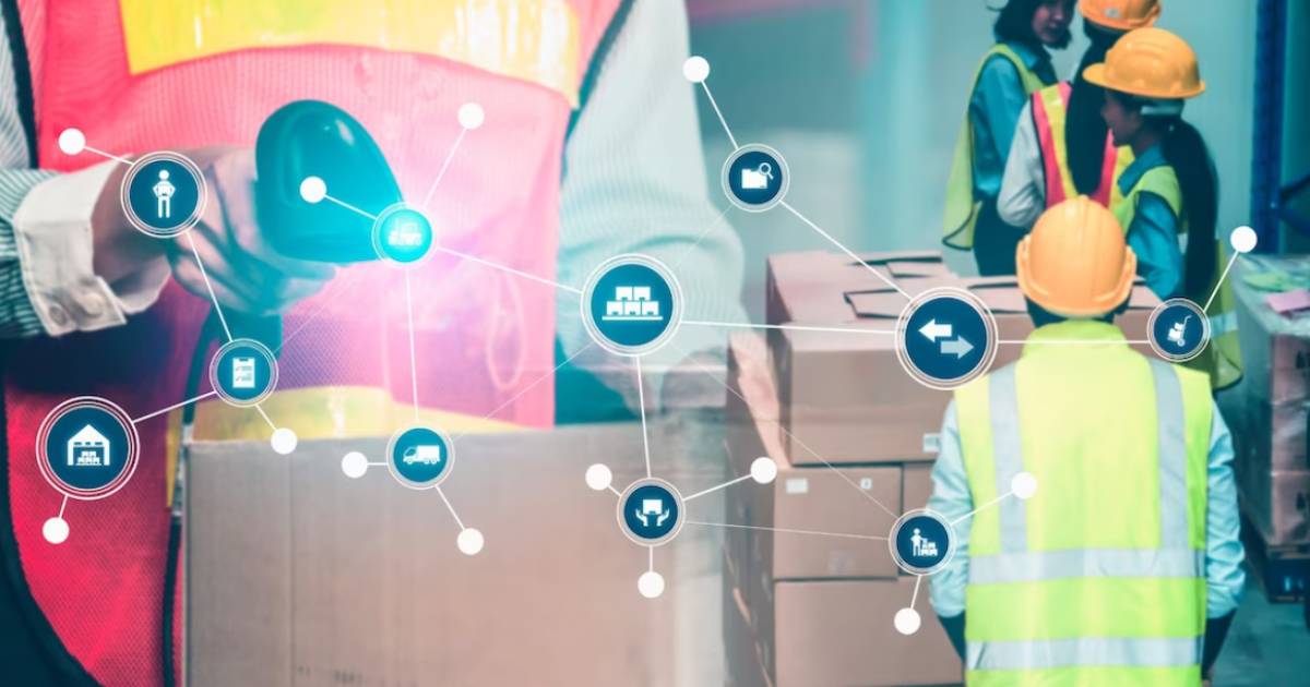 Navigating Logistics Outsourcing: Decoding the Choice Between 3PL and 4PL